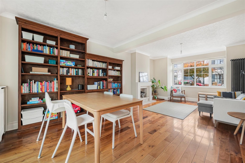 Kingsley Avenue, Sutton, 4 bedroom, House - Semi-Detached